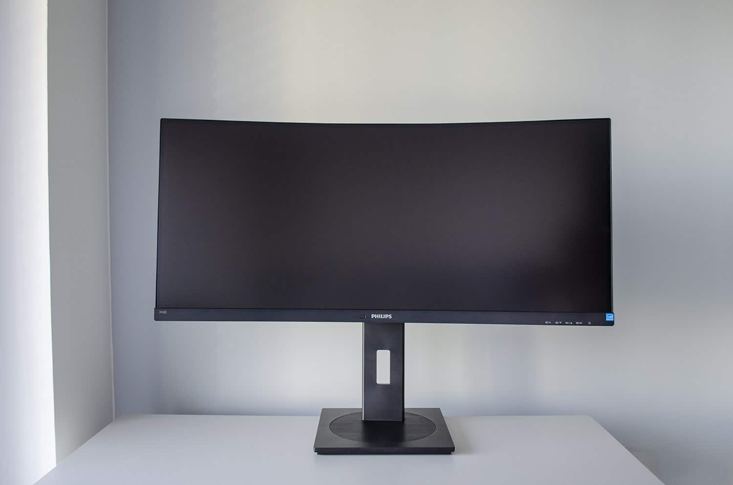 Recenzja Philips 346B1C - zakrzywiony monitor ultrapanoramiczny